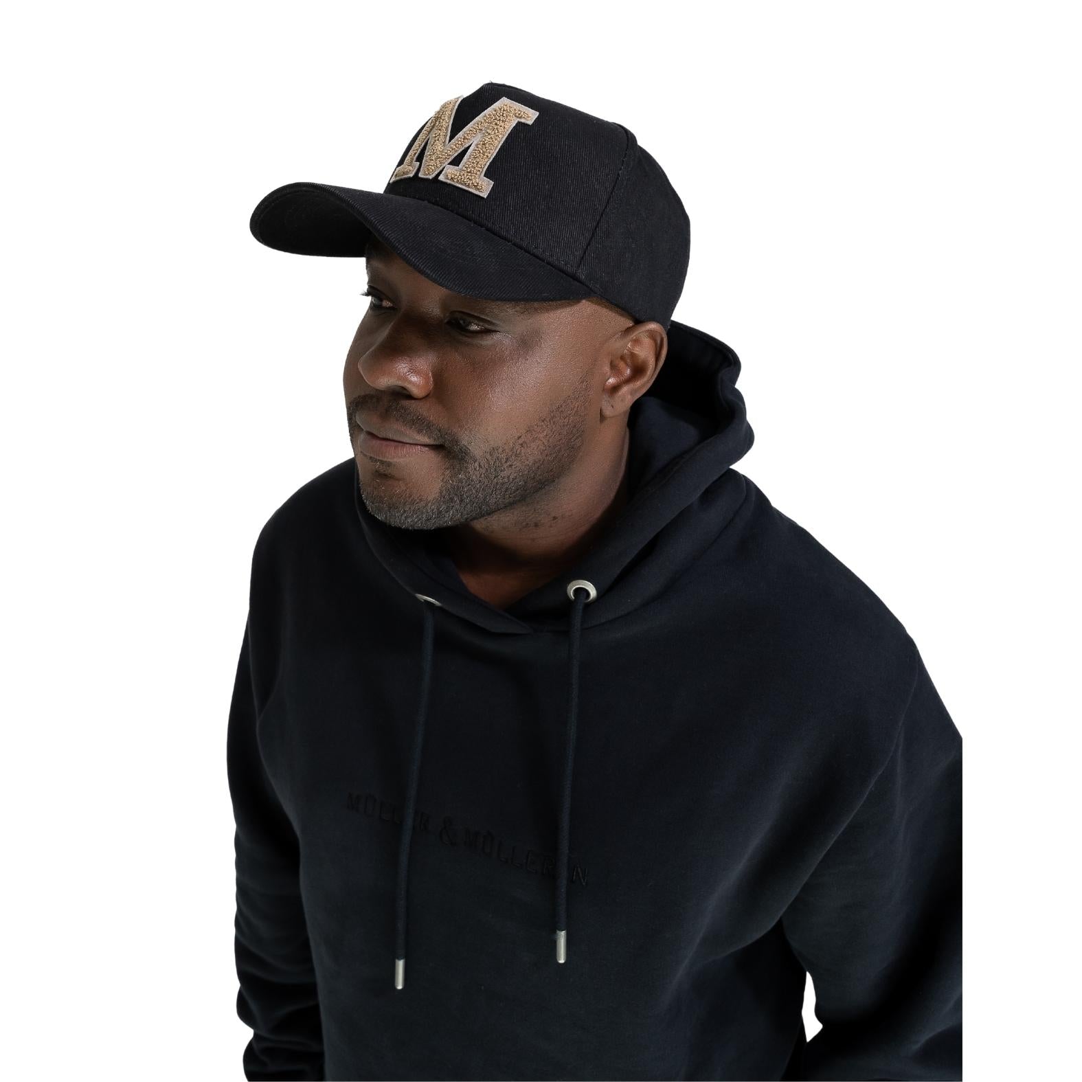 Müller & Müllerin Baseball Cap Schwarz mit M-Logo - Limitierte Kollekt ...